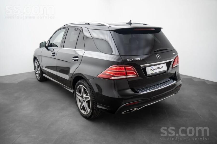 Черный Мерседес GLE 500 2016 в Таллин, объемом двигателя 3.00 л и пробегом 207 тыс. км за 18999 €, фото 9 на AUTOMOTO.COM.LV