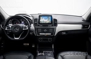 Черный Мерседес GLE 500 2017 в Таллин, объемом двигателя 3.00 л и пробегом 150 тыс. км за 22999 €, фото 3 на AUTOMOTO.COM.LV
