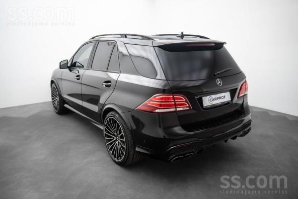 Melns Mercedes-Benz gle-500 2017 Tallina, ar dzinēja tilpumu 3.00 L un nobraukumu 150 tūkst. km par 22999 €, foto 8 vietnē AUTOMOTO.COM.LV