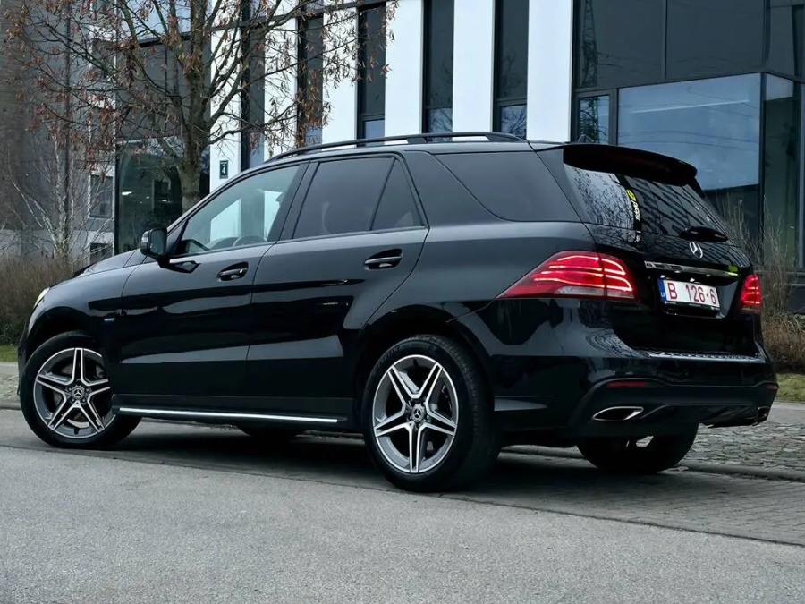 Melns Mercedes-Benz gle-500 2018 Rīga, ar dzinēja tilpumu 3.00 L un nobraukumu 189 tūkst. km par 23390 €, foto 27 vietnē AUTOMOTO.COM.LV