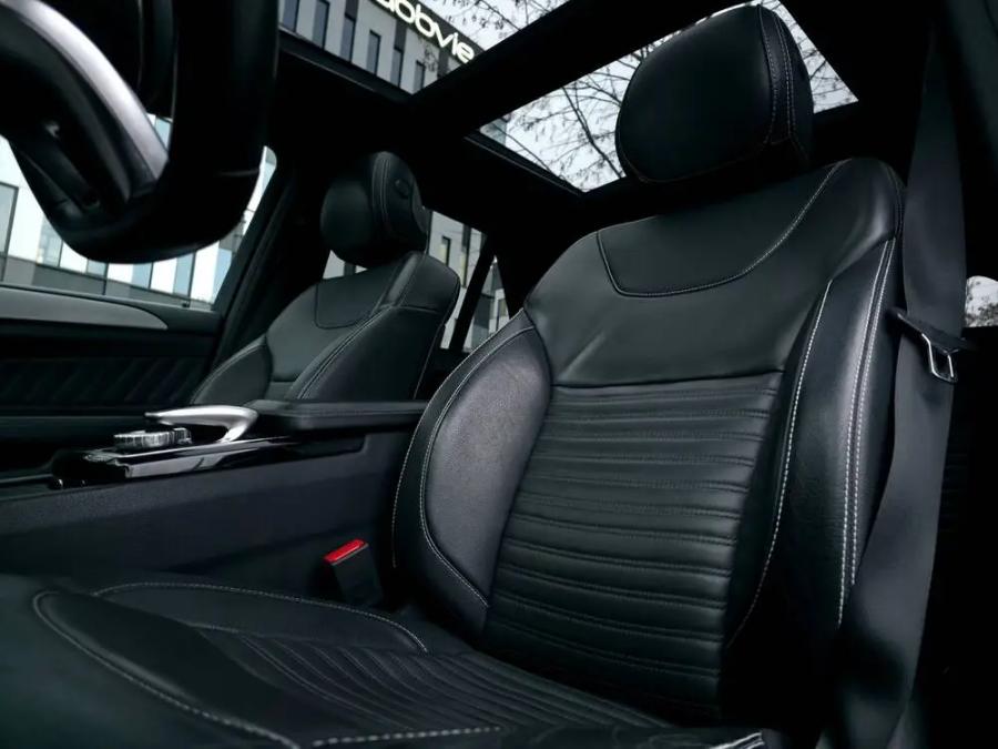 Melns Mercedes-Benz gle-500 2018 Rīga, ar dzinēja tilpumu 3.00 L un nobraukumu 189 tūkst. km par 23390 €, foto 55 vietnē AUTOMOTO.COM.LV