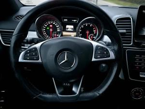 Melns Mercedes-Benz gle-500 2018 Rīga, ar dzinēja tilpumu 3.00 L un nobraukumu 189 tūkst. km par 23390 €, foto 64 vietnē AUTOMOTO.COM.LV
