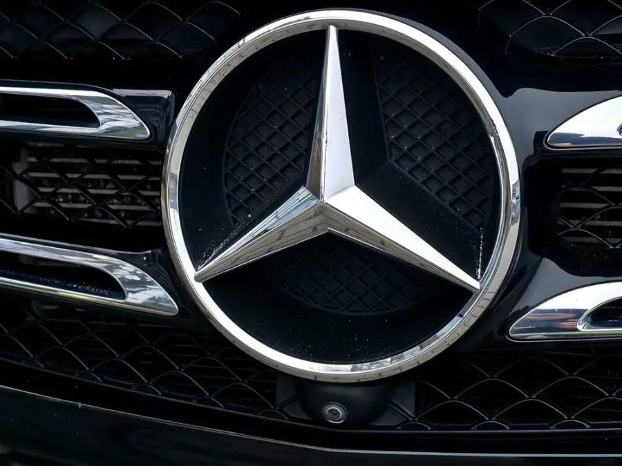 Melns Mercedes-Benz gle-500 2018 Rīga, ar dzinēja tilpumu 3.00 L un nobraukumu 189 tūkst. km par 23390 €, foto 73 vietnē AUTOMOTO.COM.LV
