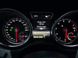 Melns Mercedes-Benz gle-500 2018 Rīga, ar dzinēja tilpumu 3.00 L un nobraukumu 189 tūkst. km par 23390 €, foto 77 vietnē AUTOMOTO.COM.LV