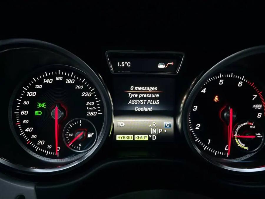 Melns Mercedes-Benz gle-500 2018 Rīga, ar dzinēja tilpumu 3.00 L un nobraukumu 189 tūkst. km par 23390 €, foto 79 vietnē AUTOMOTO.COM.LV