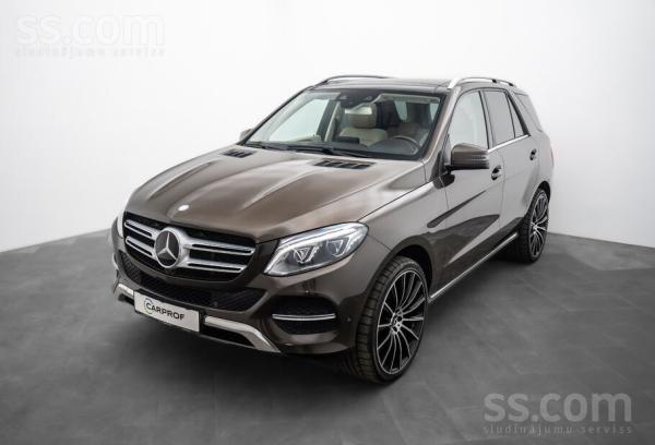 Brown Mercedes-Benz gle-500 2015 in Tallinn, with an engine capacity of 3.00 L and mileage of 141 thousand km for 20999 €, photo 1 on AUTOMOTO.COM.LV