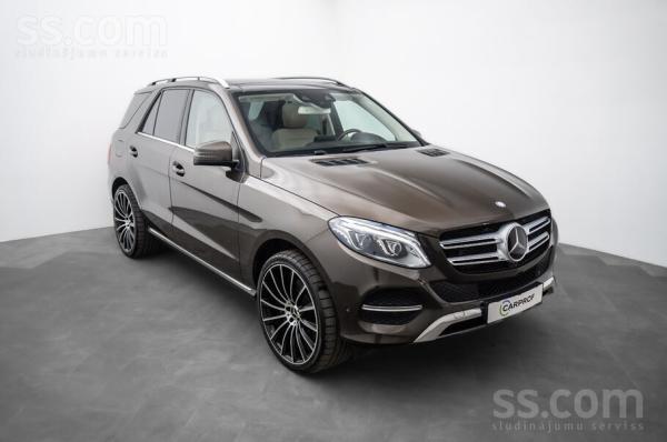 Brown Mercedes-Benz gle-500 2015 in Tallinn, with an engine capacity of 3.00 L and mileage of 141 thousand km for 20999 €, photo 3 on AUTOMOTO.COM.LV