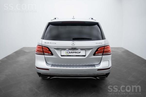 Mercedes-Benz gle-500 2016 Tallina, ar dzinēja tilpumu 3.00 L un nobraukumu 114 tūkst. km par 24999 €, foto 5 vietnē AUTOMOTO.COM.LV