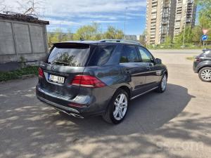 Серый Мерседес GLE 500 2016 в Рига, объемом двигателя 3.00 л и пробегом 248 тыс. км за 20990 €, фото 7 на AUTOMOTO.COM.LV