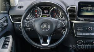 Серый Мерседес GLE 500 2016 в Рига, объемом двигателя 3.00 л и пробегом 248 тыс. км за 18790 €, фото 14 на AUTOMOTO.COM.LV