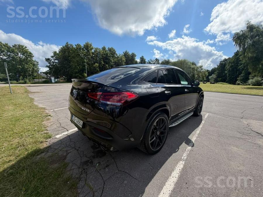 Melns Mercedes-Benz GLE 53 AMG 2022 Rīga, ar dzinēja tilpumu 3.00 L un nobraukumu 68 tūkst. km par 76900 €, foto 4 vietnē AUTOMOTO.COM.LV