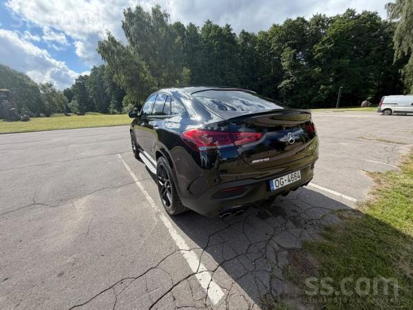 Melns Mercedes-Benz GLE 53 AMG 2022 Rīga, ar dzinēja tilpumu 3.00 L un nobraukumu 68 tūkst. km par 76900 €, foto 4 vietnē AUTOMOTO.COM.LV