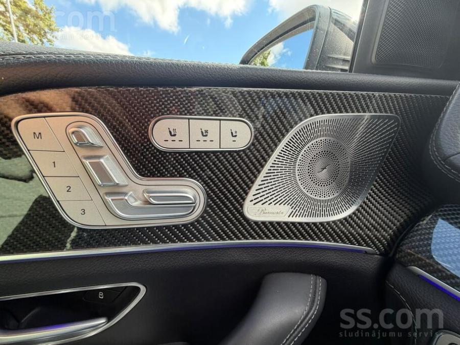 Melns Mercedes-Benz GLE 53 AMG 2022 Rīga, ar dzinēja tilpumu 3.00 L un nobraukumu 68 tūkst. km par 76900 €, foto 8 vietnē AUTOMOTO.COM.LV
