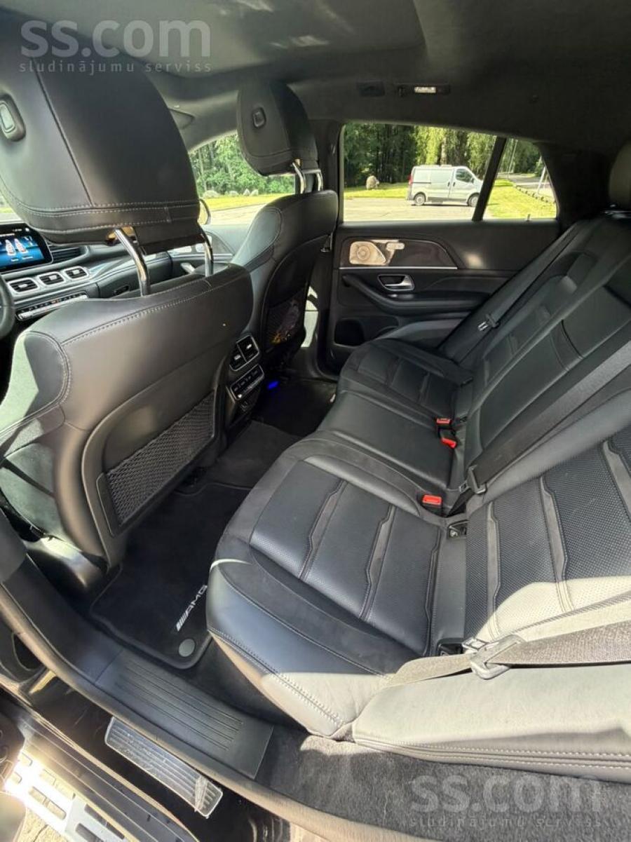 Melns Mercedes-Benz GLE 53 AMG 2022 Rīga, ar dzinēja tilpumu 3.00 L un nobraukumu 68 tūkst. km par 76900 €, foto 13 vietnē AUTOMOTO.COM.LV