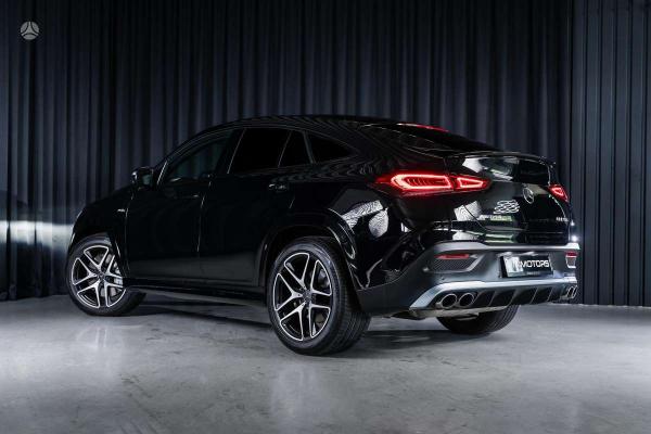 Черный Мерседес GLE 53 AMG 2023 в Вильнюс, объемом двигателя 3.00 л и пробегом 67 тыс. км за 72299 €, фото 5 на AUTOMOTO.COM.LV