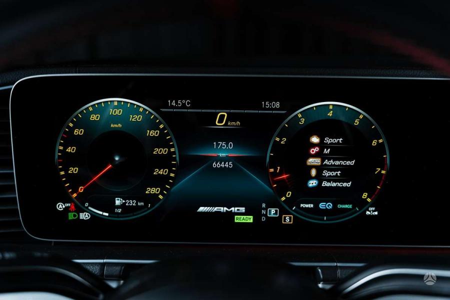 Черный Мерседес GLE 53 AMG 2023 в Вильнюс, объемом двигателя 3.00 л и пробегом 67 тыс. км за 72299 €, фото 21 на AUTOMOTO.COM.LV