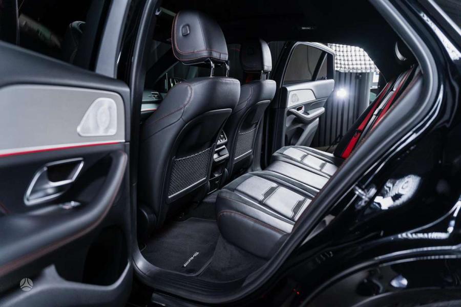 Черный Мерседес GLE 53 AMG 2023 в Вильнюс, объемом двигателя 3.00 л и пробегом 67 тыс. км за 72299 €, фото 33 на AUTOMOTO.COM.LV