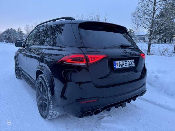 Black Mercedes-Benz GLE 53 AMG 2020 in Vilnius, with an engine capacity of 3.00 L and mileage of 118 thousand km for 59700 €, photo 6 on AUTOMOTO.COM.LV