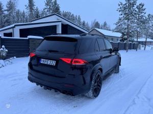 Black Mercedes-Benz GLE 53 AMG 2020 in Vilnius, with an engine capacity of 3.00 L and mileage of 118 thousand km for 59700 €, photo 9 on AUTOMOTO.COM.LV