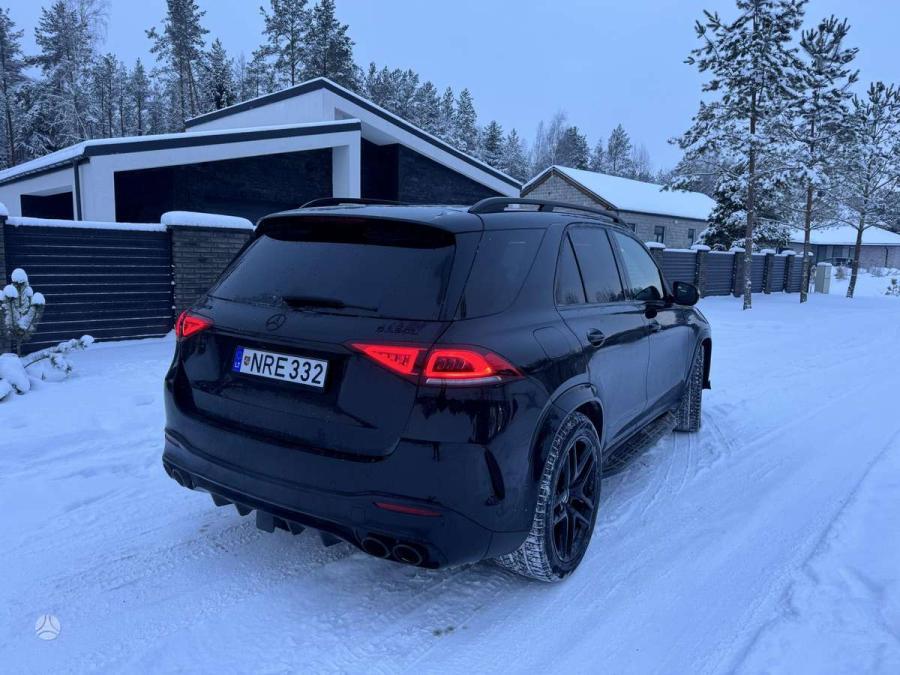 Black Mercedes-Benz GLE 53 AMG 2020 in Vilnius, with an engine capacity of 3.00 L and mileage of 118 thousand km for 59700 €, photo 9 on AUTOMOTO.COM.LV