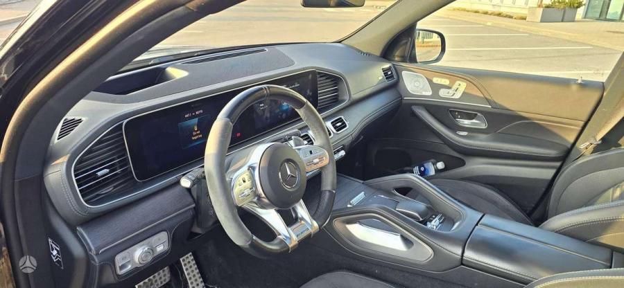 Melns Mercedes-Benz GLE 53 AMG 2020 Viļņa, ar dzinēja tilpumu 3.00 L un nobraukumu 82 tūkst. km par 52999 €, foto 14 vietnē AUTOMOTO.COM.LV