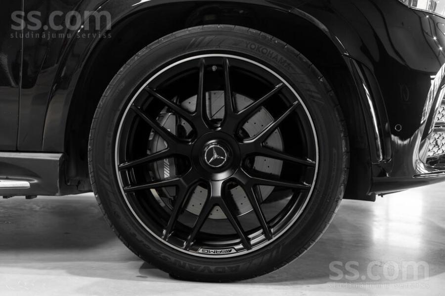 Черный Мерседес GLE 53 AMG 2020 в Рига, объемом двигателя 3.00 л и пробегом 38 тыс. км за 72000 €, фото 8 на AUTOMOTO.COM.LV