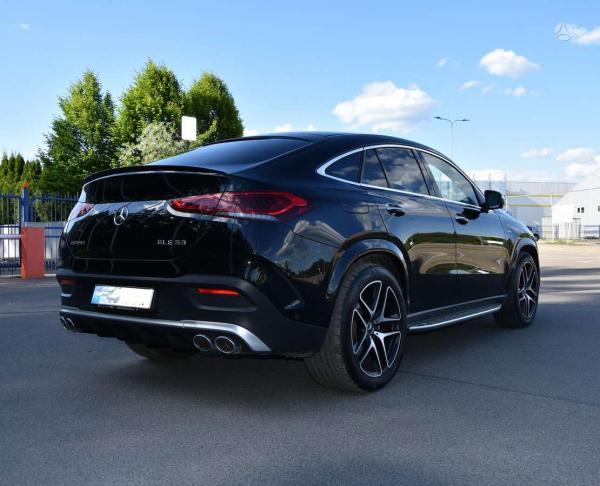 Melns Mercedes-Benz GLE 53 AMG 2020 Viļņa, ar dzinēja tilpumu 3.00 L un nobraukumu 50 tūkst. km par 70000 €, foto 4 vietnē AUTOMOTO.COM.LV