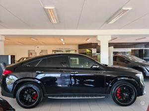 Melns Mercedes-Benz GLE 53 AMG 2021 Šauļi, ar dzinēja tilpumu 3.00 L un nobraukumu 84 tūkst. km par 76000 €, foto 2 vietnē AUTOMOTO.COM.LV