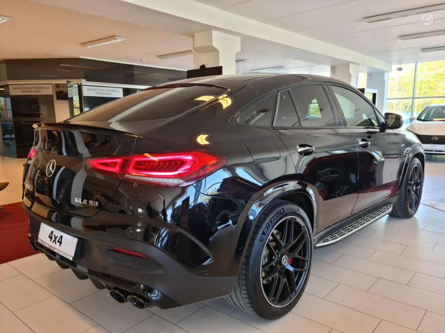 Melns Mercedes-Benz GLE 53 AMG 2021 Šauļi, ar dzinēja tilpumu 3.00 L un nobraukumu 84 tūkst. km par 76000 €, foto 5 vietnē AUTOMOTO.COM.LV