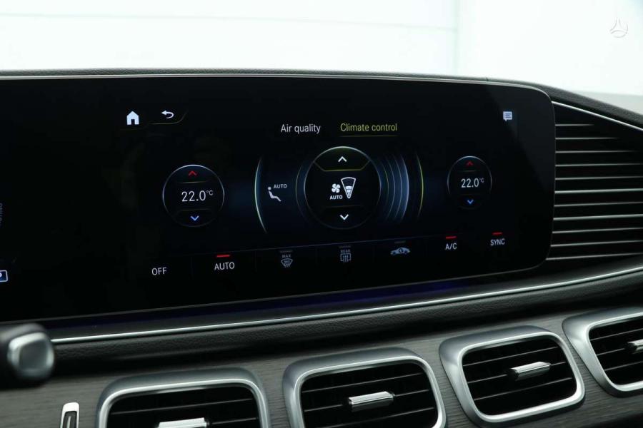 Черный Мерседес GLE 53 AMG 2021 в Вильнюс, объемом двигателя 3.00 л и пробегом 133 тыс. км за 66990 €, фото 29 на AUTOMOTO.COM.LV