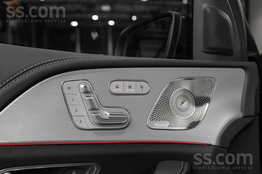 Melns Mercedes-Benz GLE 53 AMG 2023 Rīga, ar dzinēja tilpumu 3.00 L un nobraukumu 37 tūkst. km par 85000 €, foto 16 vietnē AUTOMOTO.COM.LV