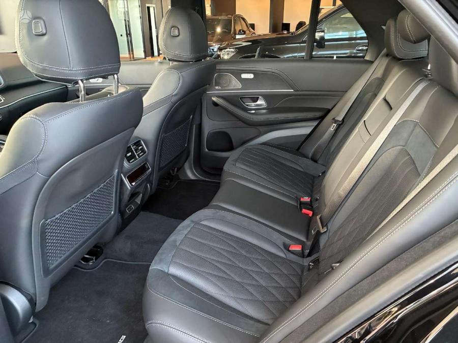 Black Mercedes-Benz GLE 53 AMG 2025 in Vilnius, with an engine capacity of 3.00 L and mileage of 10 thousand km for 132792 €, photo 15 on AUTOMOTO.COM.LV