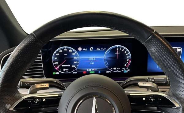 Melns Mercedes-Benz GLE 53 AMG 2025 Viļņa, ar dzinēja tilpumu 3.00 L un nobraukumu 13 tūkst. km par 120000 €, foto 3 vietnē AUTOMOTO.COM.LV