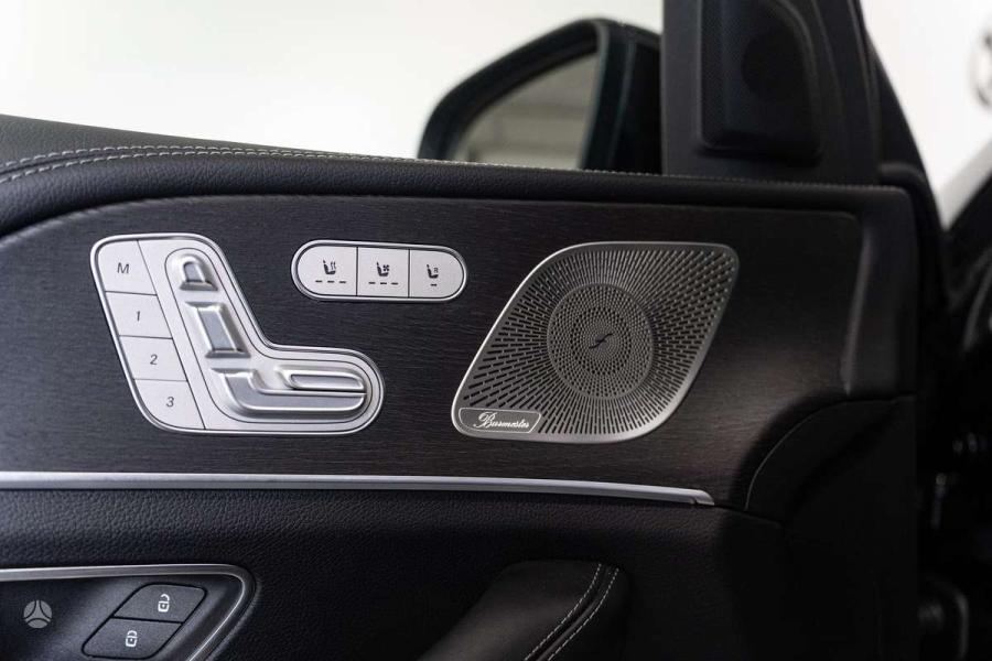 Черный Мерседес GLE 53 AMG 2025 в Вильнюс, объемом двигателя 3.00 л и пробегом 11 тыс. км за 115000 €, фото 17 на AUTOMOTO.COM.LV