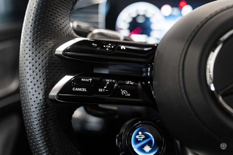 Черный Мерседес GLE 53 AMG 2025 в Вильнюс, объемом двигателя 3.00 л и пробегом 11 тыс. км за 115000 €, фото 25 на AUTOMOTO.COM.LV