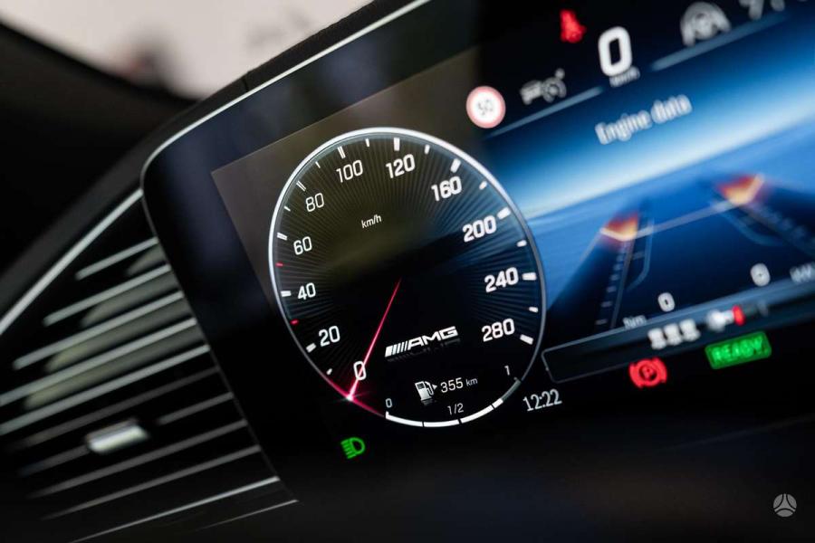 Черный Мерседес GLE 53 AMG 2025 в Вильнюс, объемом двигателя 3.00 л и пробегом 11 тыс. км за 115000 €, фото 40 на AUTOMOTO.COM.LV