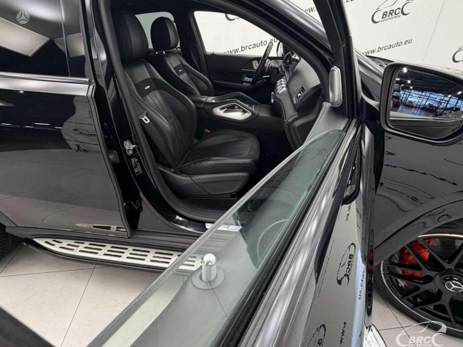 Black Mercedes-Benz GLE 53 AMG 2020 in Vilnius, with an engine capacity of 3.00 L and mileage of 154 thousand km for 54000 €, photo 12 on AUTOMOTO.COM.LV