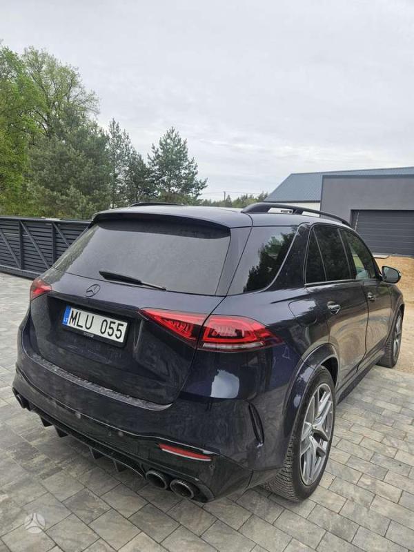 Синий Мерседес GLE 53 AMG 2020 в Ионава, объемом двигателя 3.00 л и пробегом 88 тыс. км за 58100 €, фото 3 на AUTOMOTO.COM.LV