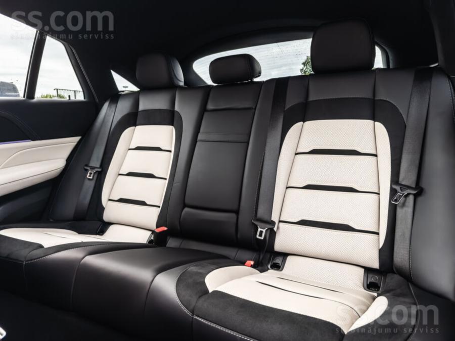 Mercedes-Benz GLE 53 AMG 2024 Rīga, ar dzinēja tilpumu 3.00 L un nobraukumu 39 tūkst. km par 94900 €, foto 14 vietnē AUTOMOTO.COM.LV