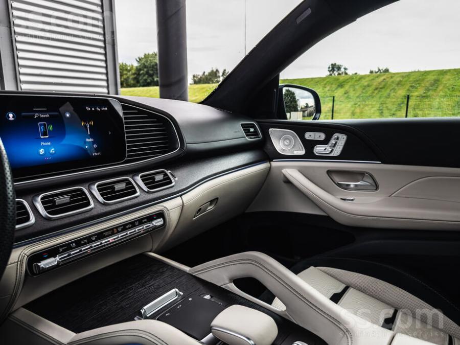 Mercedes-Benz GLE 53 AMG 2024 Rīga, ar dzinēja tilpumu 3.00 L un nobraukumu 39 tūkst. km par 94900 €, foto 21 vietnē AUTOMOTO.COM.LV
