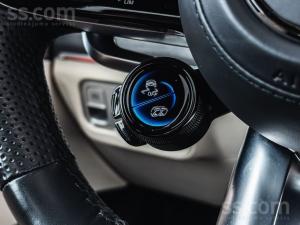 Mercedes-Benz GLE 53 AMG 2024 Rīga, ar dzinēja tilpumu 3.00 L un nobraukumu 39 tūkst. km par 94900 €, foto 24 vietnē AUTOMOTO.COM.LV