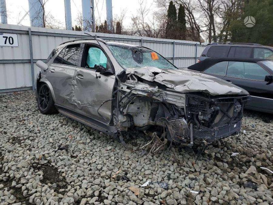 Зеленый Мерседес GLE 53 AMG 2022 в Каунас, объемом двигателя 3.00 л и пробегом 50 тыс. км за 15246 €, фото 5 на AUTOMOTO.COM.LV