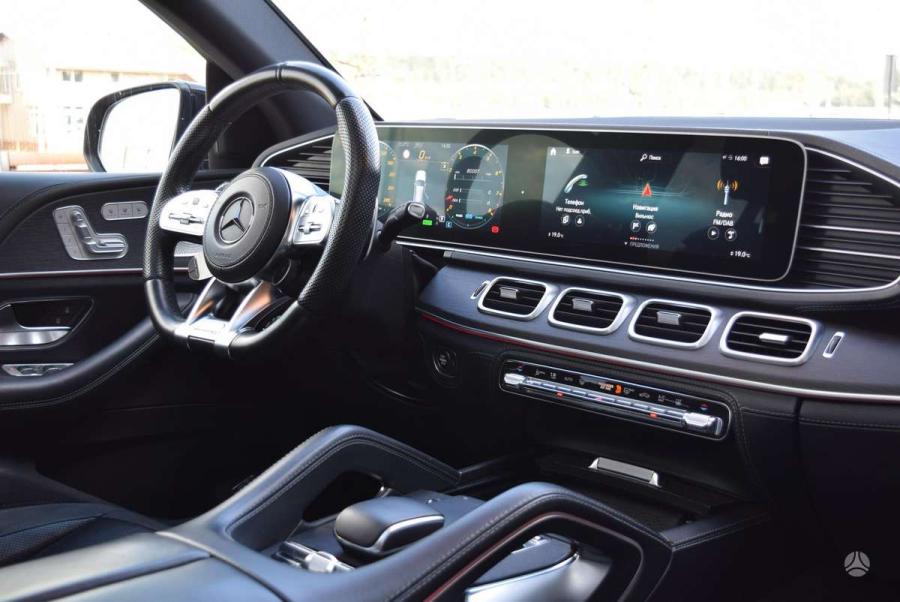 Pelēks Mercedes-Benz GLE 53 AMG 2020 Viļņa, ar dzinēja tilpumu 3.00 L un nobraukumu 46 tūkst. km par 68000 €, foto 16 vietnē AUTOMOTO.COM.LV