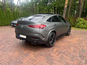 Grey Mercedes-Benz GLE 53 AMG 2020 in Vilnius, with an engine capacity of 3.00 L and mileage of 105 thousand km for 68000 €, photo 3 on AUTOMOTO.COM.LV