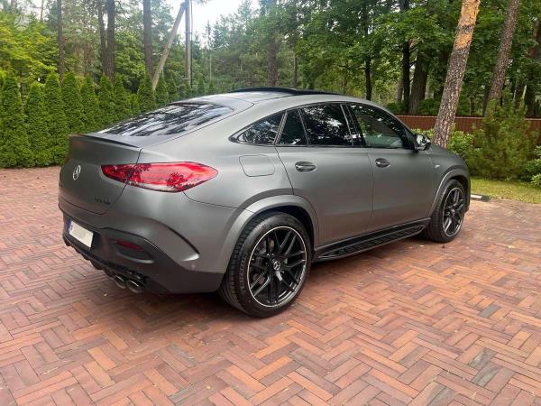 Pelēks Mercedes-Benz GLE 53 AMG 2020 Viļņa, ar dzinēja tilpumu 3.00 L un nobraukumu 105 tūkst. km par 68000 €, foto 11 vietnē AUTOMOTO.COM.LV