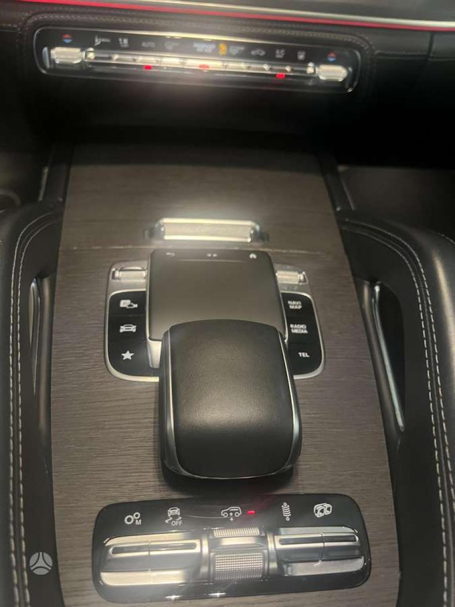 Grey Mercedes-Benz GLE 53 AMG 2020 in Vilnius, with an engine capacity of 3.00 L and mileage of 105 thousand km for 68000 €, photo 34 on AUTOMOTO.COM.LV