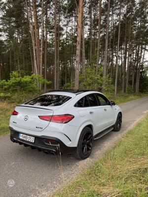 Серый Мерседес GLE 53 AMG 2023 в Вильнюс, объемом двигателя 3.00 л и пробегом 60 тыс. км за 79000 €, фото 3 на AUTOMOTO.COM.LV