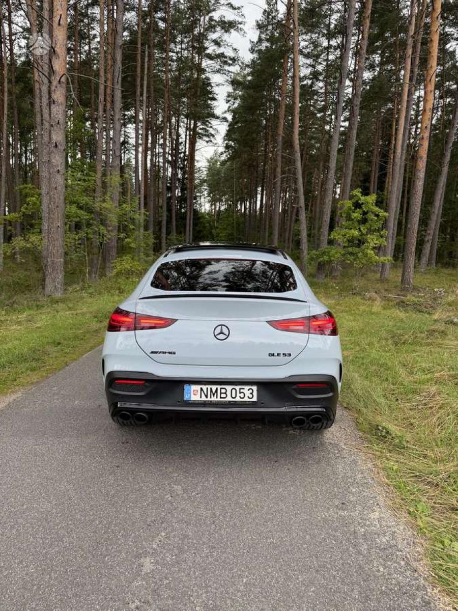 Серый Мерседес GLE 53 AMG 2023 в Вильнюс, объемом двигателя 3.00 л и пробегом 60 тыс. км за 79000 €, фото 4 на AUTOMOTO.COM.LV