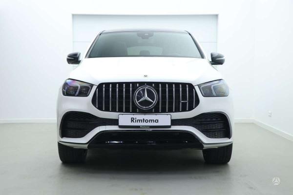 Белый Мерседес GLE 53 AMG 2021 в Вильнюс, объемом двигателя 3.00 л и пробегом 111 тыс. км за 65990 €, фото 6 на AUTOMOTO.COM.LV