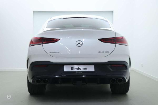 White Mercedes-Benz GLE 53 AMG 2021 in Vilnius, with an engine capacity of 3.00 L and mileage of 113 thousand km for 63990 €, photo 7 on AUTOMOTO.COM.LV